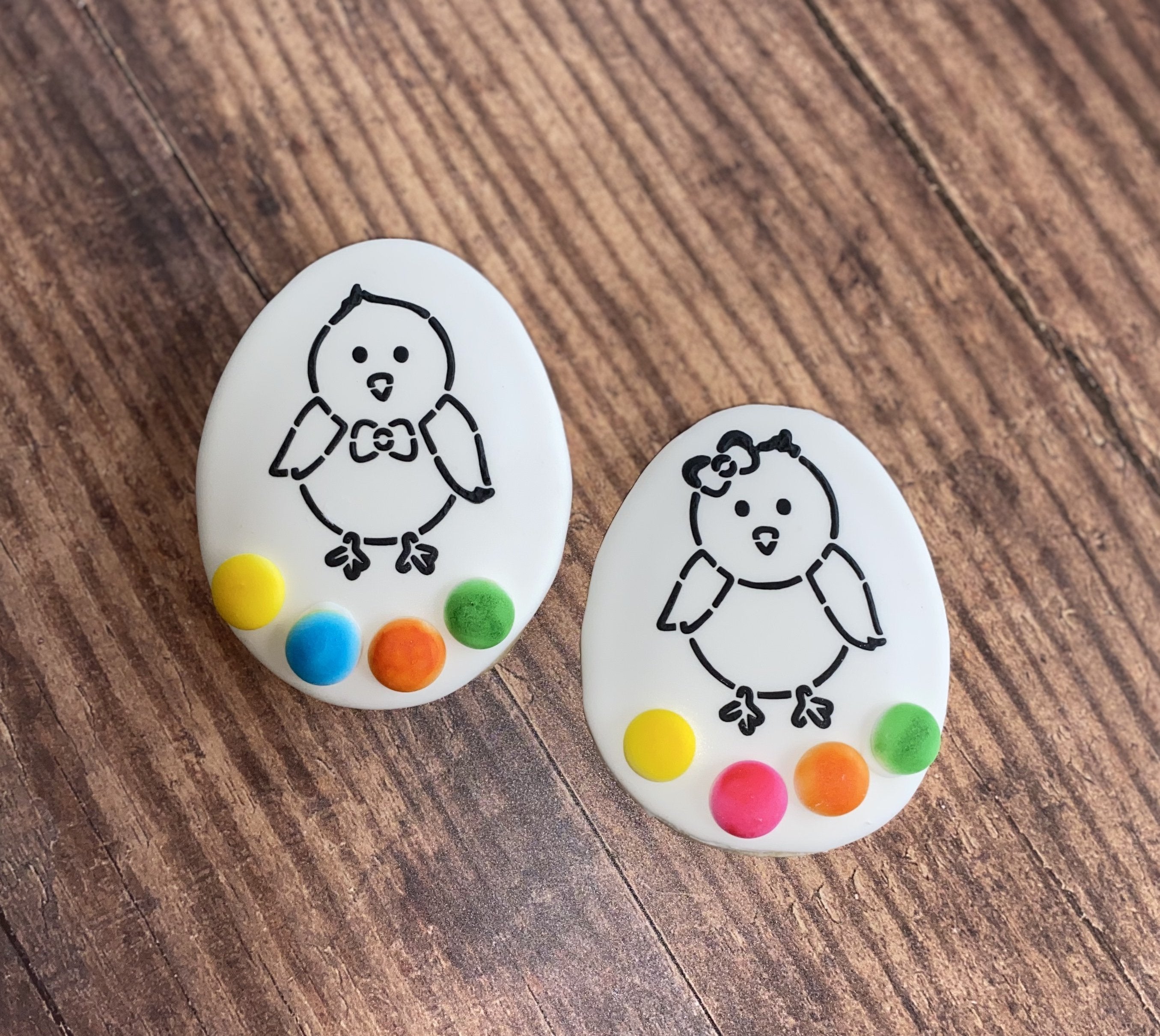 Miss Chick PYO Stencil - bakeartstencils